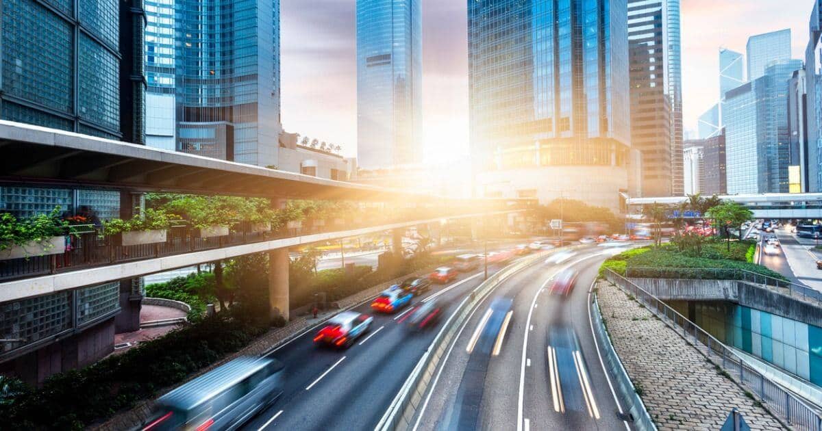 Smart Mobility: Challenges and Solutions in Smart Cities